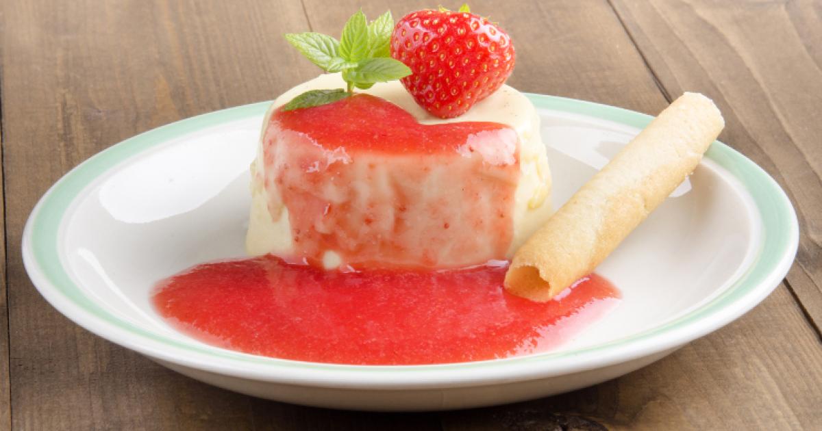 Mousse de litchi et coulis de fruits rouges | Fédération Française des ...